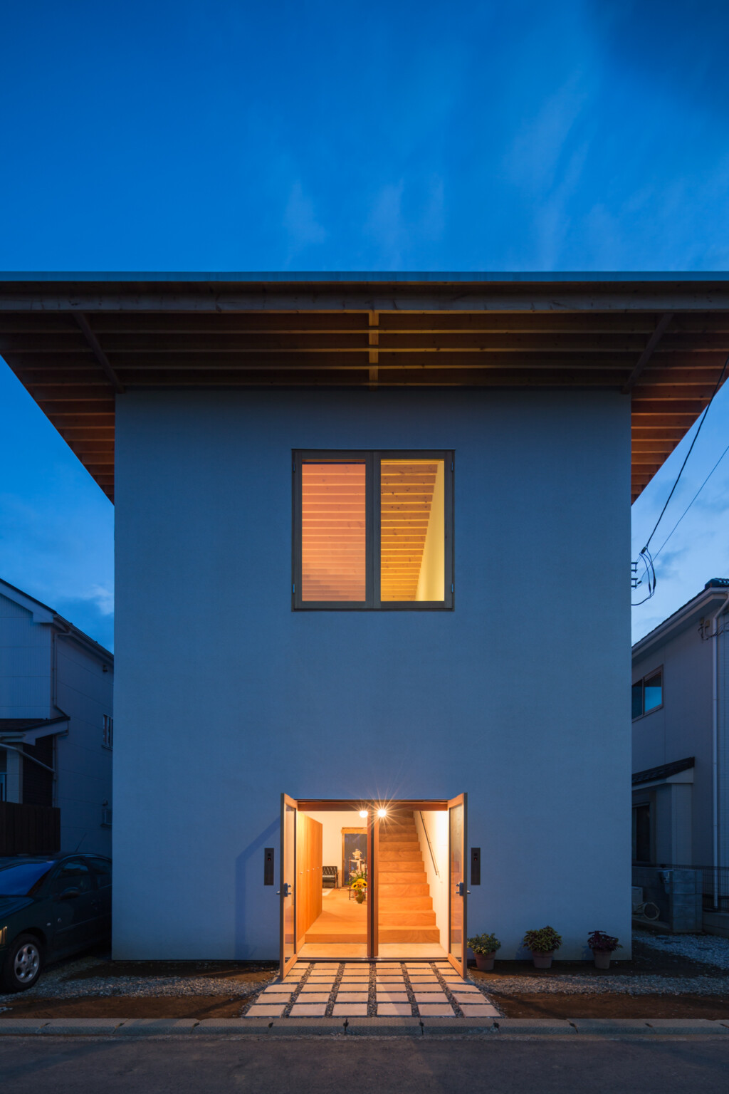 Row House in Ageo | Go Hasegawa and Associates