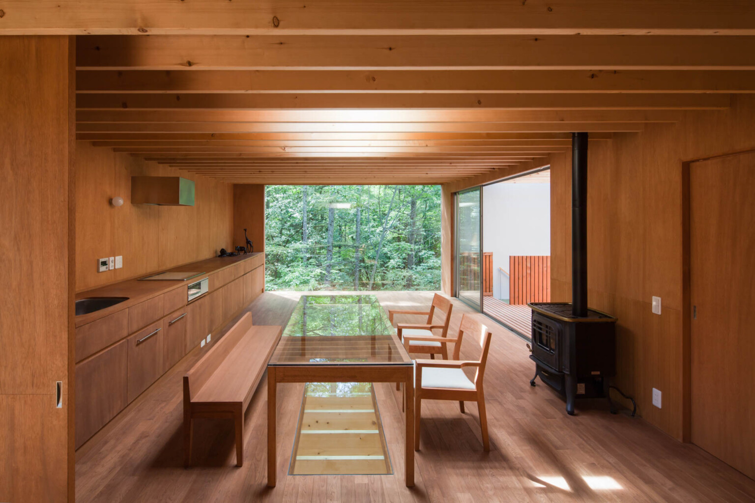 Pilotis in a Forest | Go Hasegawa and Associates